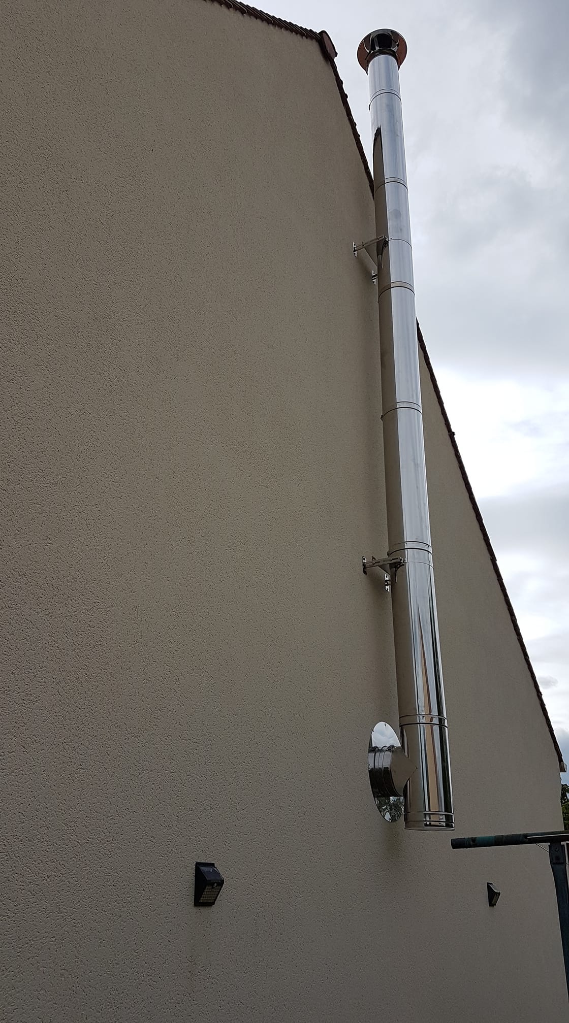 Comment Créer Un Conduit De Cheminée Extérieur Efficace Et Esthétique ...